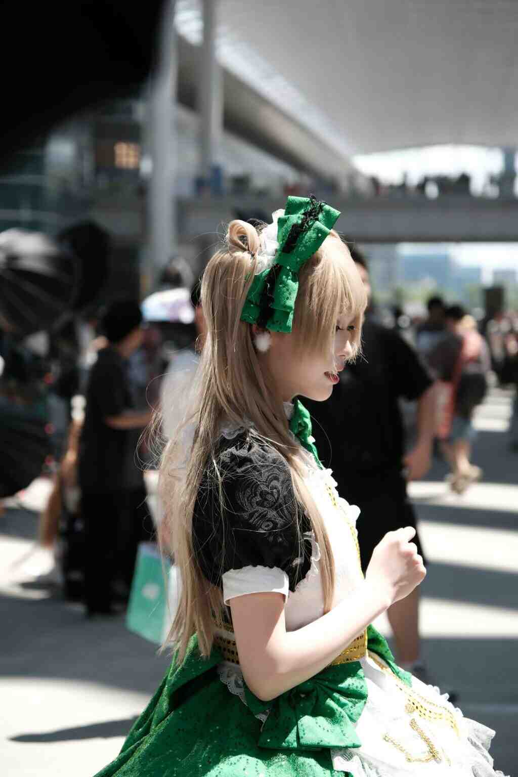 杭州CP31漫展堪称二次元爱好者的年度狂欢，从COSER的惊艳演绎到主办方的匠心运营，每一处细节都折射出对文化的尊重与参与者的深切关怀。-二次元现场